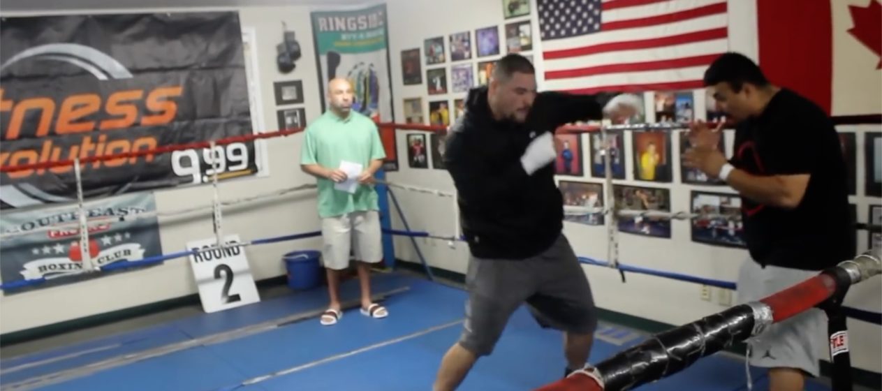 Inside the Ropes Boxing - Your #1 source for boxing news.